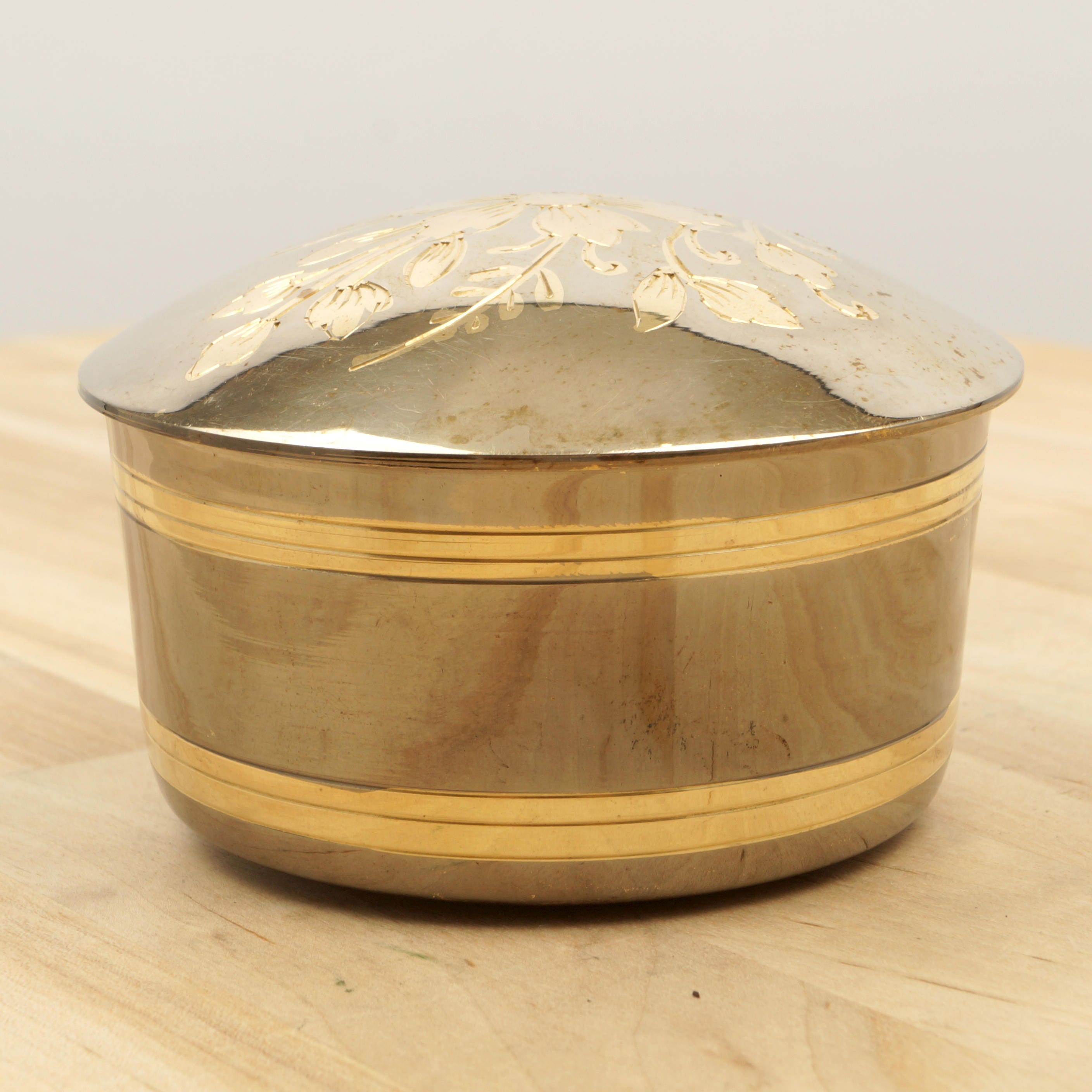 Solid Brass Jewellery Box With a Lid || Picture on Lid - Three Flowers ...