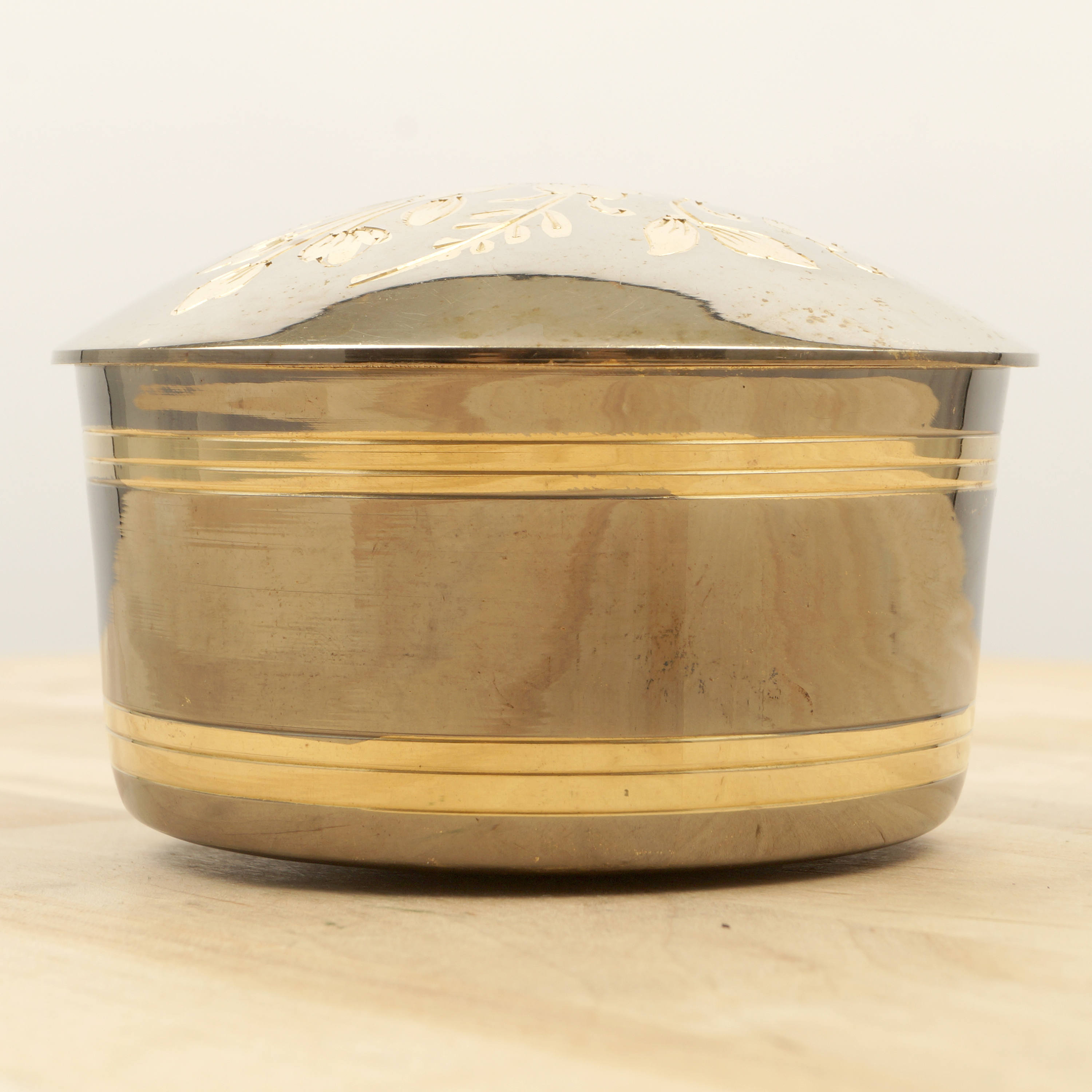 Solid Brass Jewellery Box With a Lid || Picture on Lid - Three Flowers ...