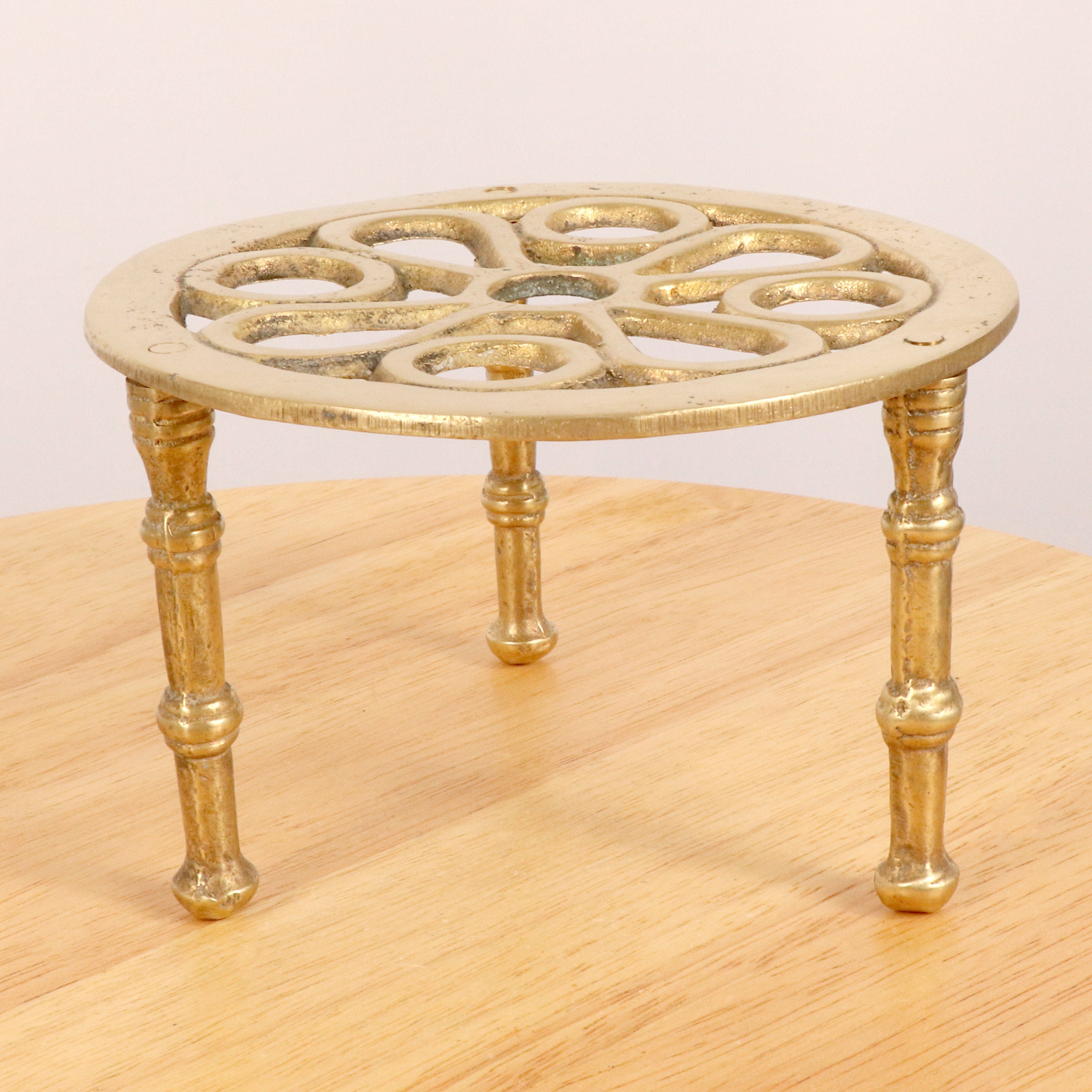 Kettle stand / Flower pot stand / Trivet Vintage solid | Etsy