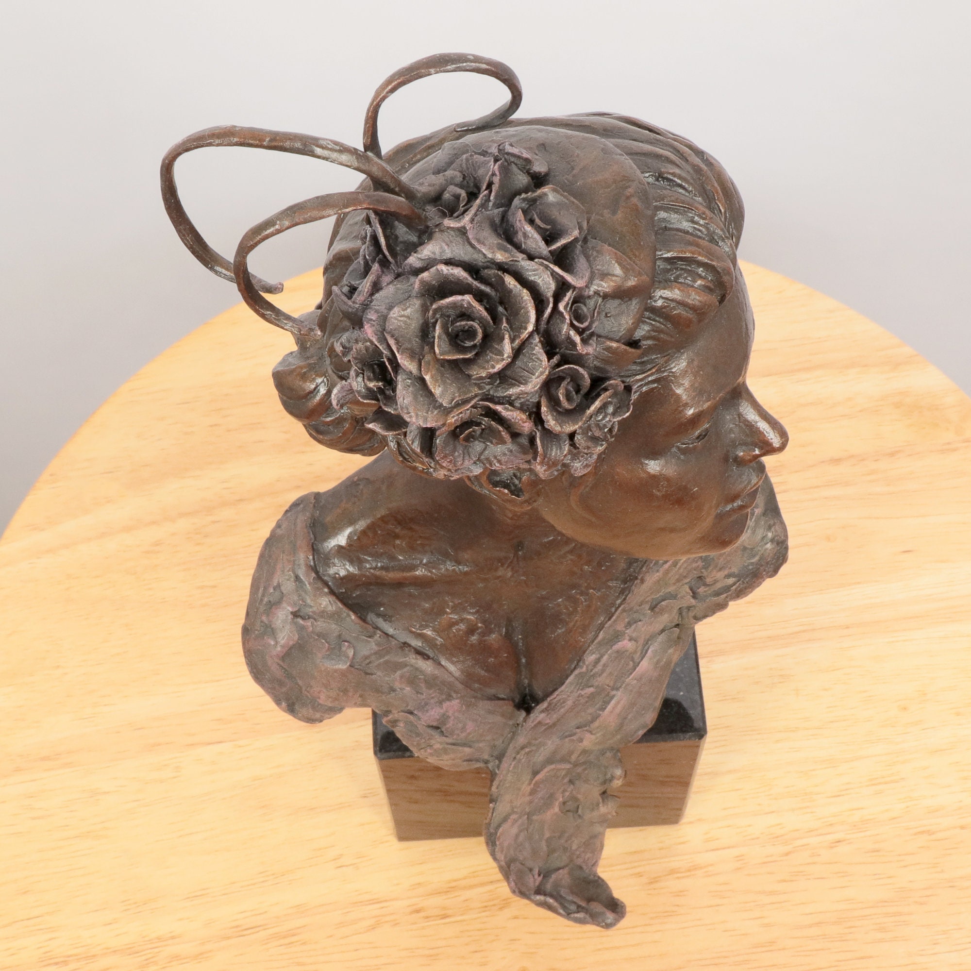 Bronze women sculpture / girl figurine Vintage bronze lady | Etsy