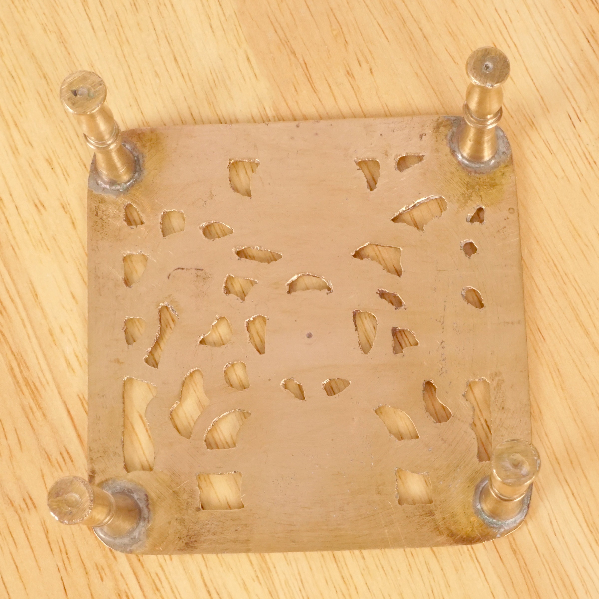 Small Kettle Stand / Tea Pot Stand / Plant Pot Stand - Etsy UK