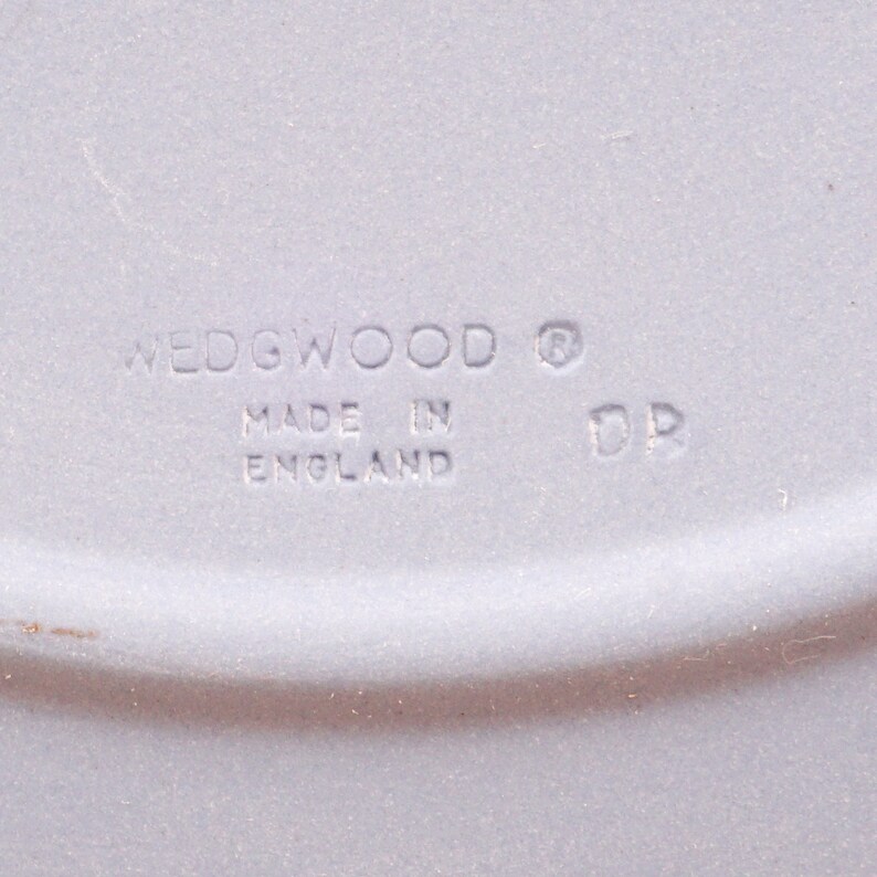 1981 Wedgwood Blue Jasper 1981 Christmas Plate / Dish || Marble Arch ...
