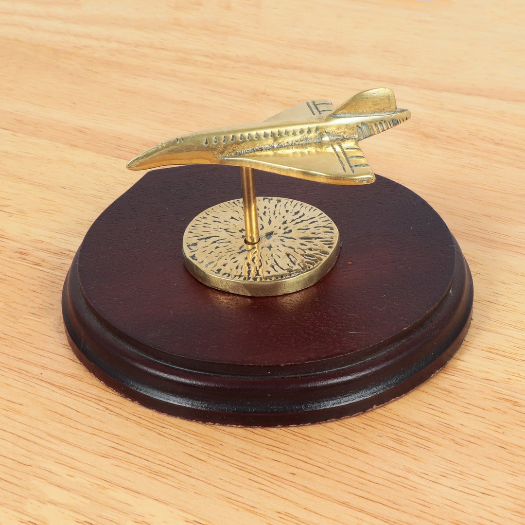 Airplane Model - Concorde Statue / Figurine / Sculpture || Vintage ...