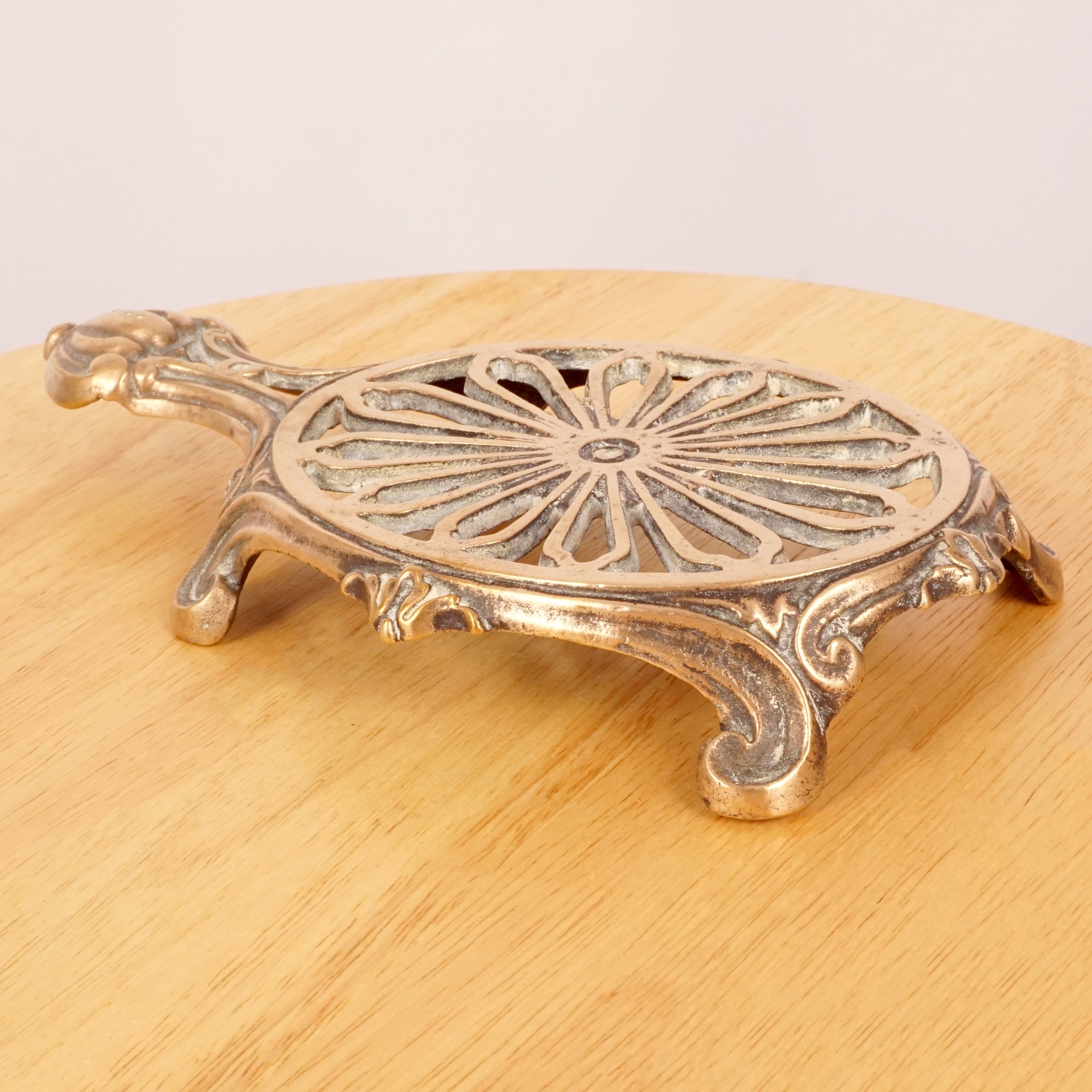 Oval Trivet / Kettle Stand / Tea Pot Stand / Iron Stand / - Etsy UK