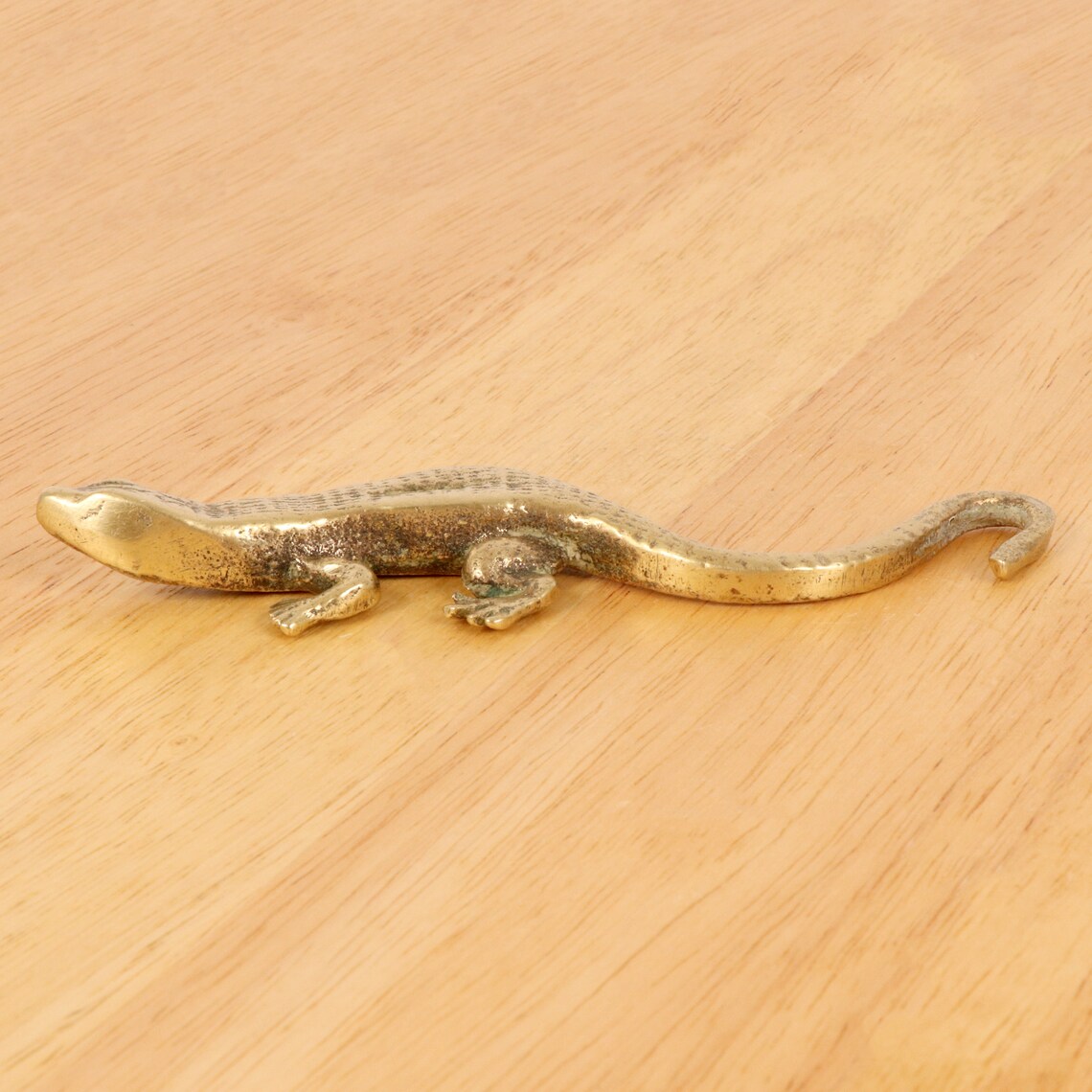 Lizard Figurine / Statuette / Sculpture / Paperweight - Etsy