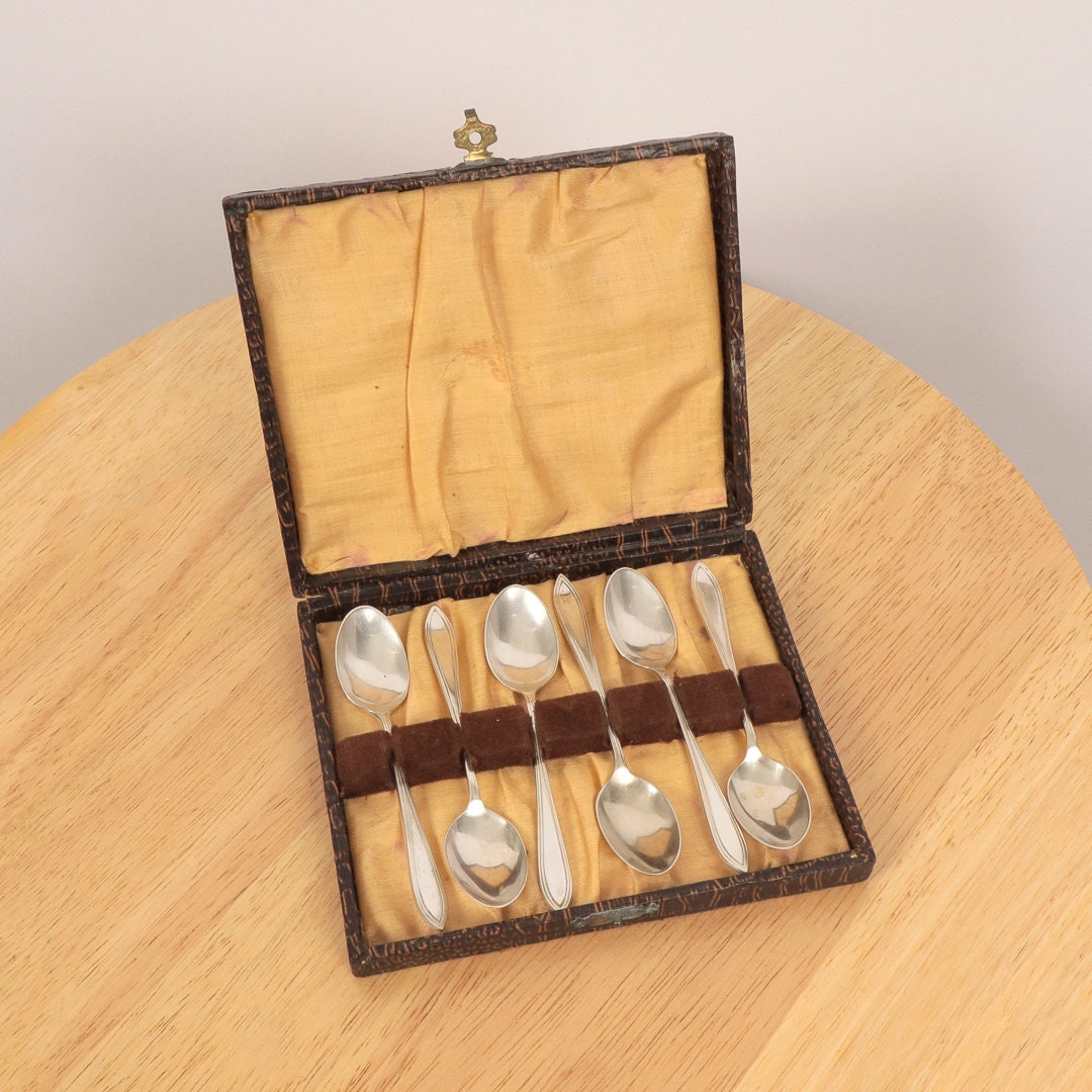 6 Spoons E.P.N.S. Vintage Silver Plated Box With Fabric Inlay Set of ...
