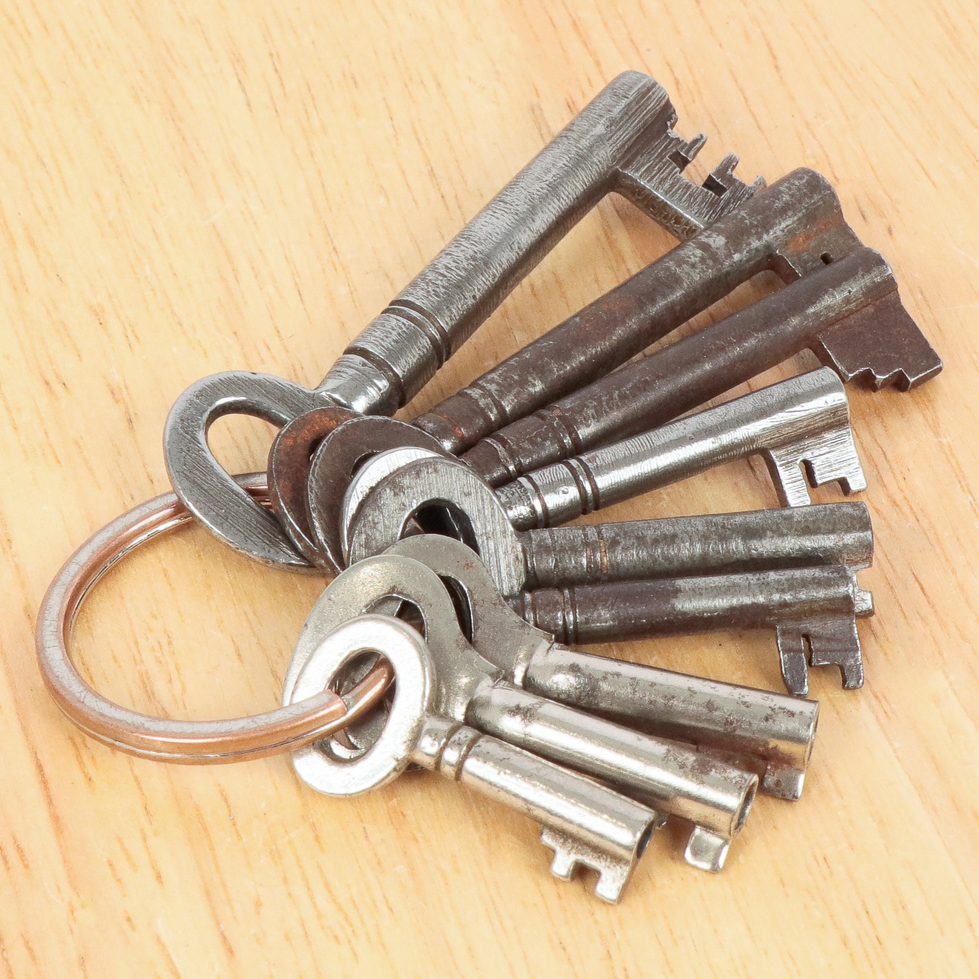 Key bunch / Key set held together with a ring Vintage | Etsy