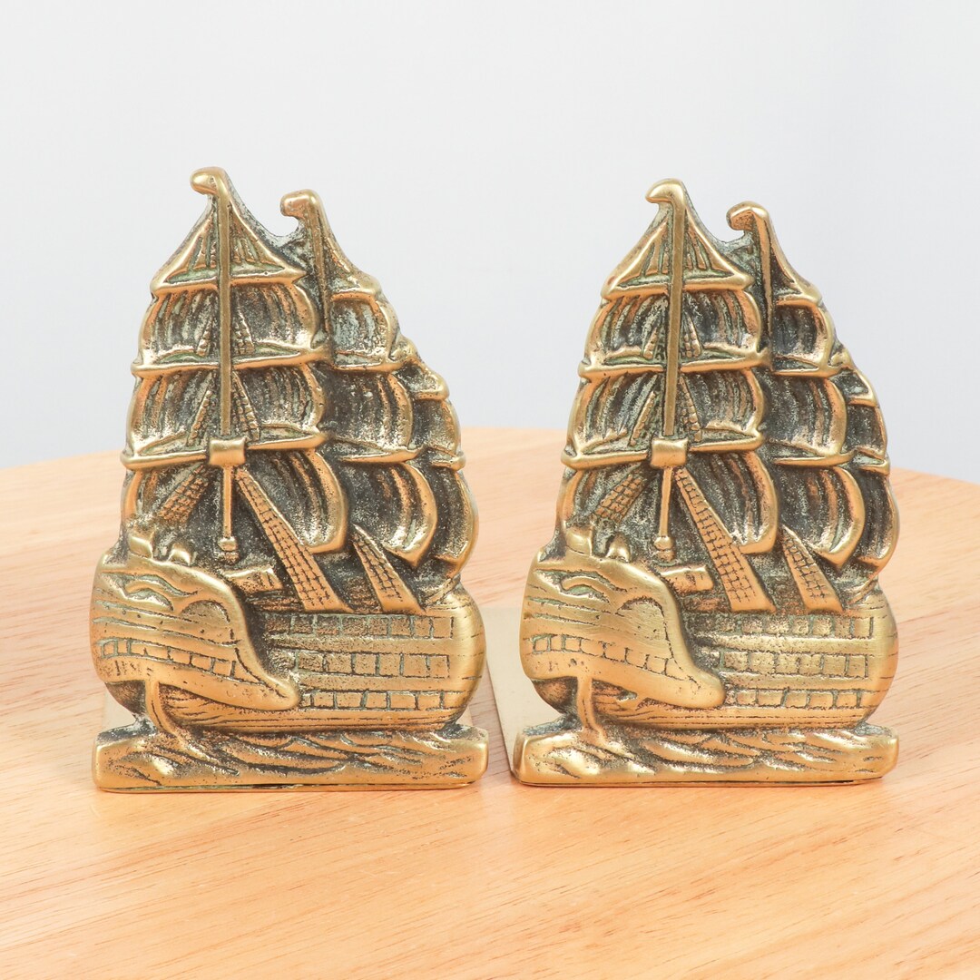 Two Bookends / 2 Book-ends || Detailed Ship / Boat Design / Sailing ...