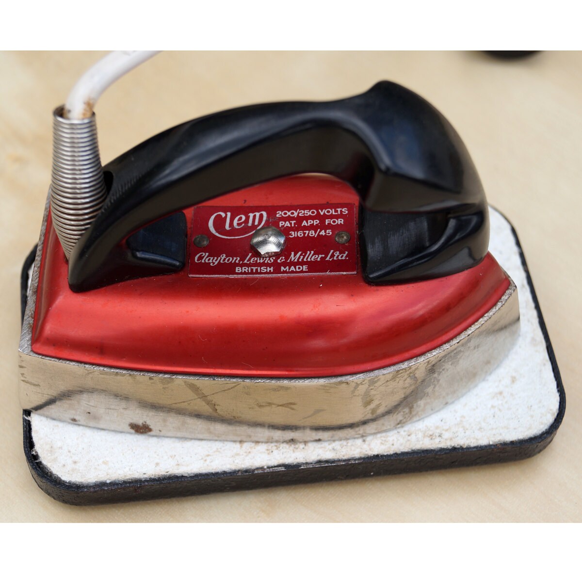 Clem Travelling Iron London England Clayton Lewis & Miller Ltd - Etsy UK