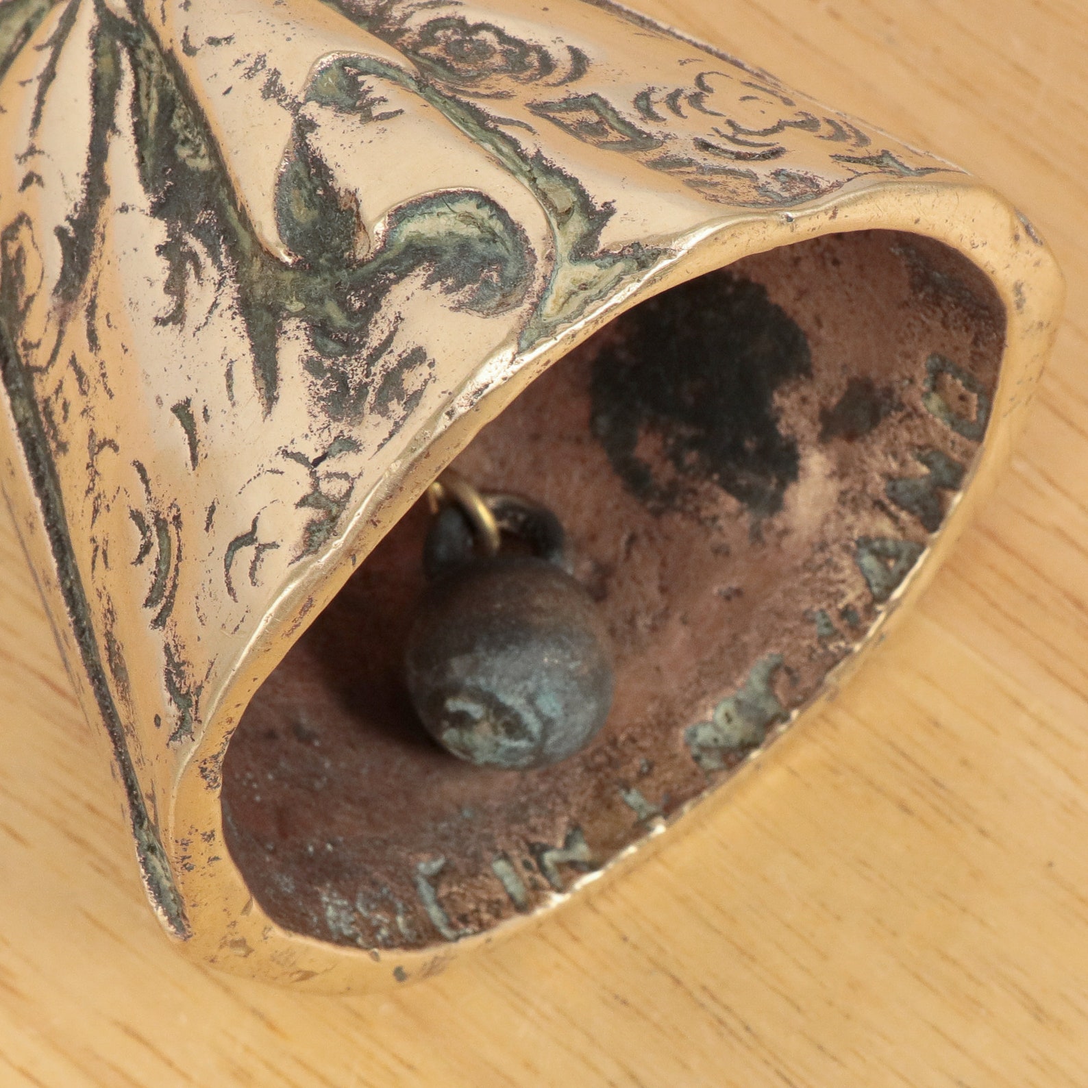 Hand Bell / Lady Bell / Medieval Woman Vintage Solid Brass - Etsy