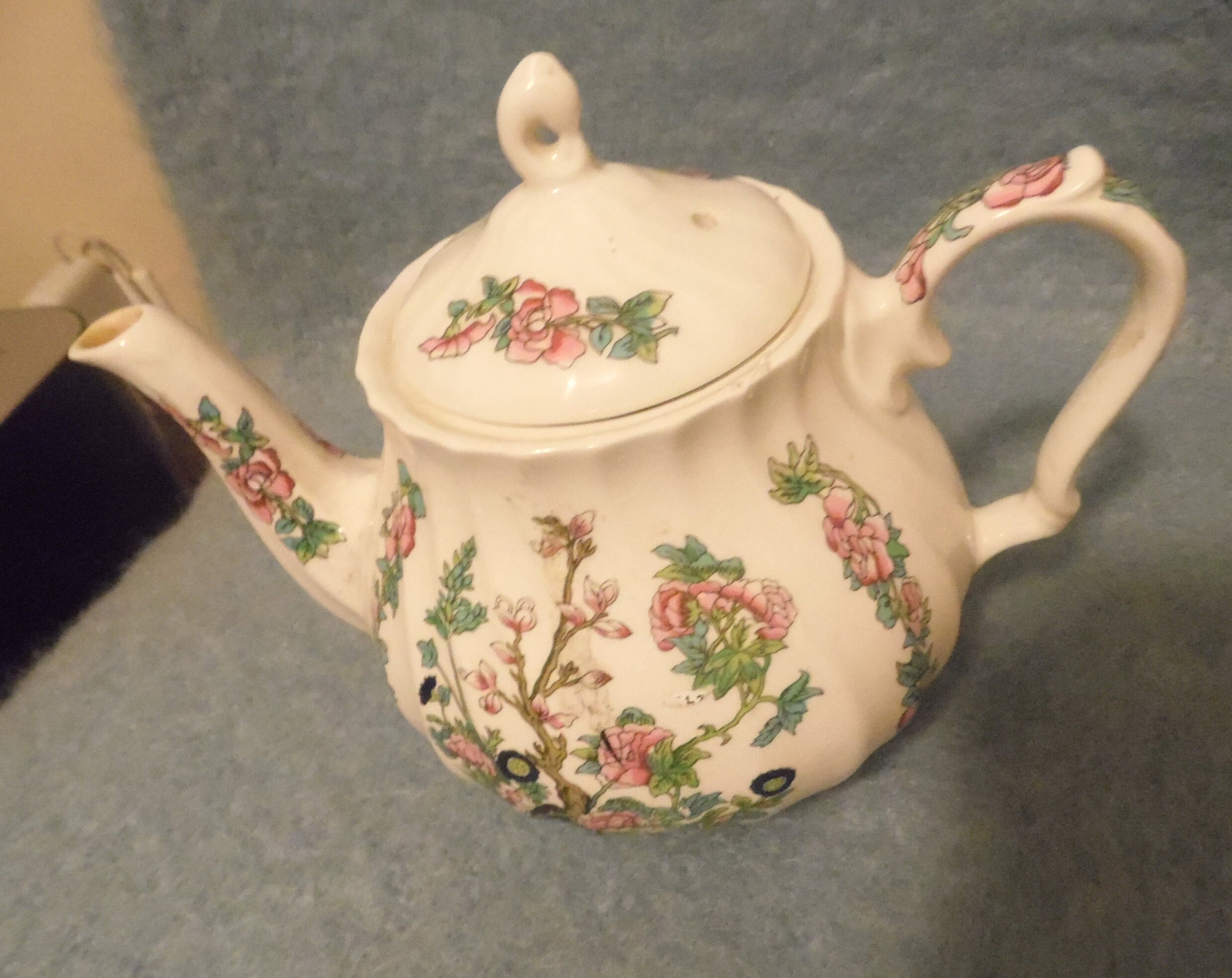Vintage Sadler Teapot Made in England White W/ Floral Design Lid 9 Stem ...