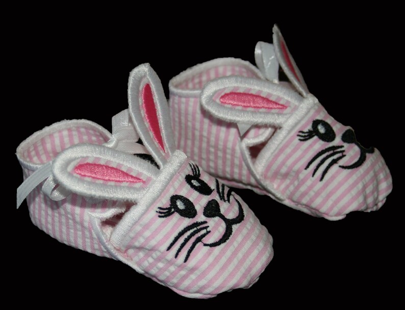 Bunny Baby Booties In The Hoop Machine Embroidery Design | Etsy