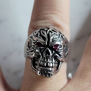 Mens Sterling Silver Ruby Eyed Skull Ring 11.0g E6937 - Etsy