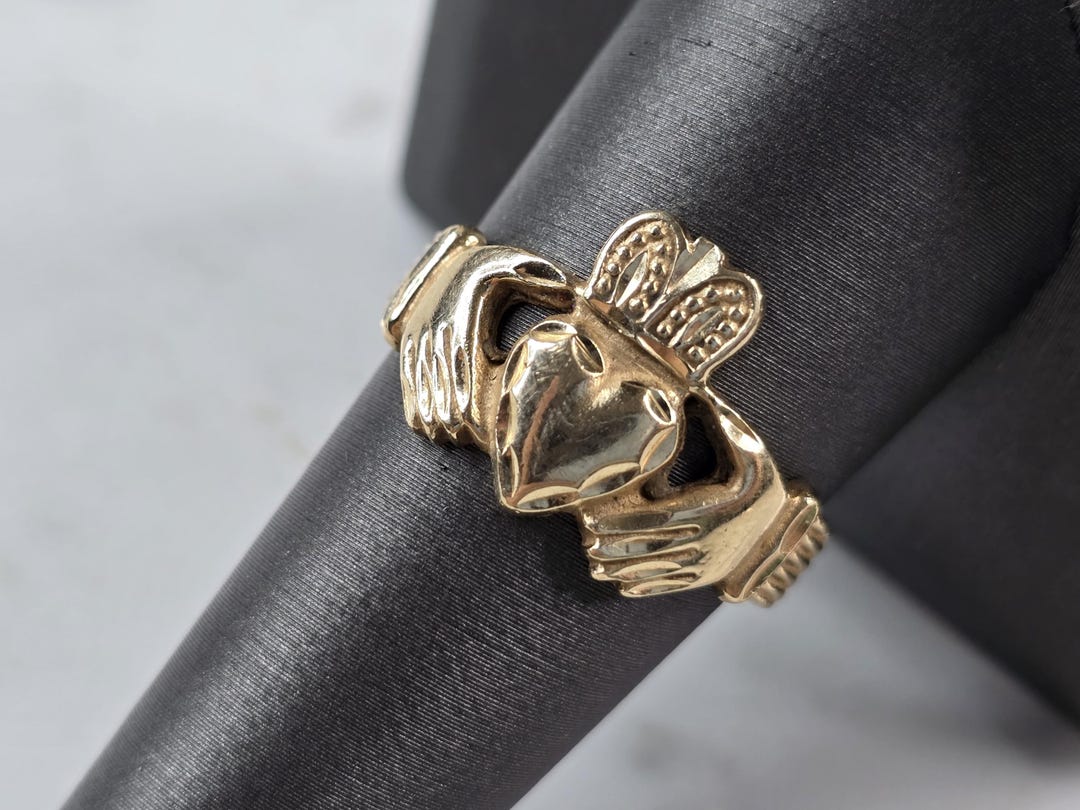 Mens Vintage Estate 14k Yellow Gold Irish Claddagh Ring 5.3g #E3983 - Etsy