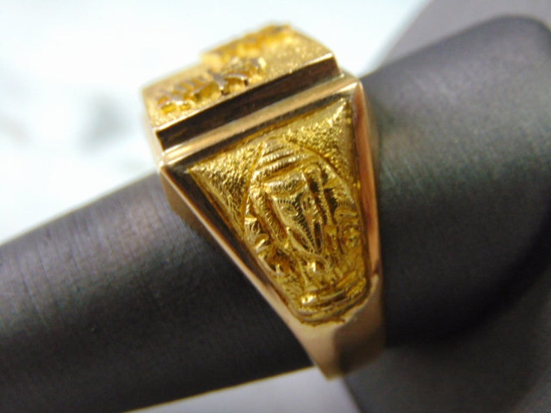 Mens Vintage Estate 18K Gold Chinese Ring 15.3g E5104 - Etsy
