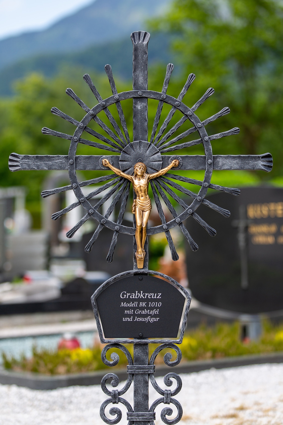 Forged Tombstone Cross/grave Cross/cemetery Cross With Jesus and Plate ...