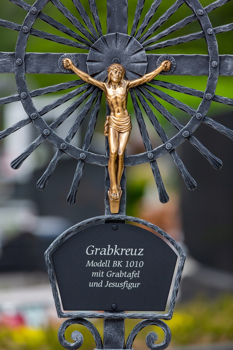 Forged Tombstone Cross/grave Cross/cemetery Cross With Jesus and Plate ...
