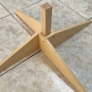 Directional Sign Free Standing Post, Wooden Self Standing Sign Post ...