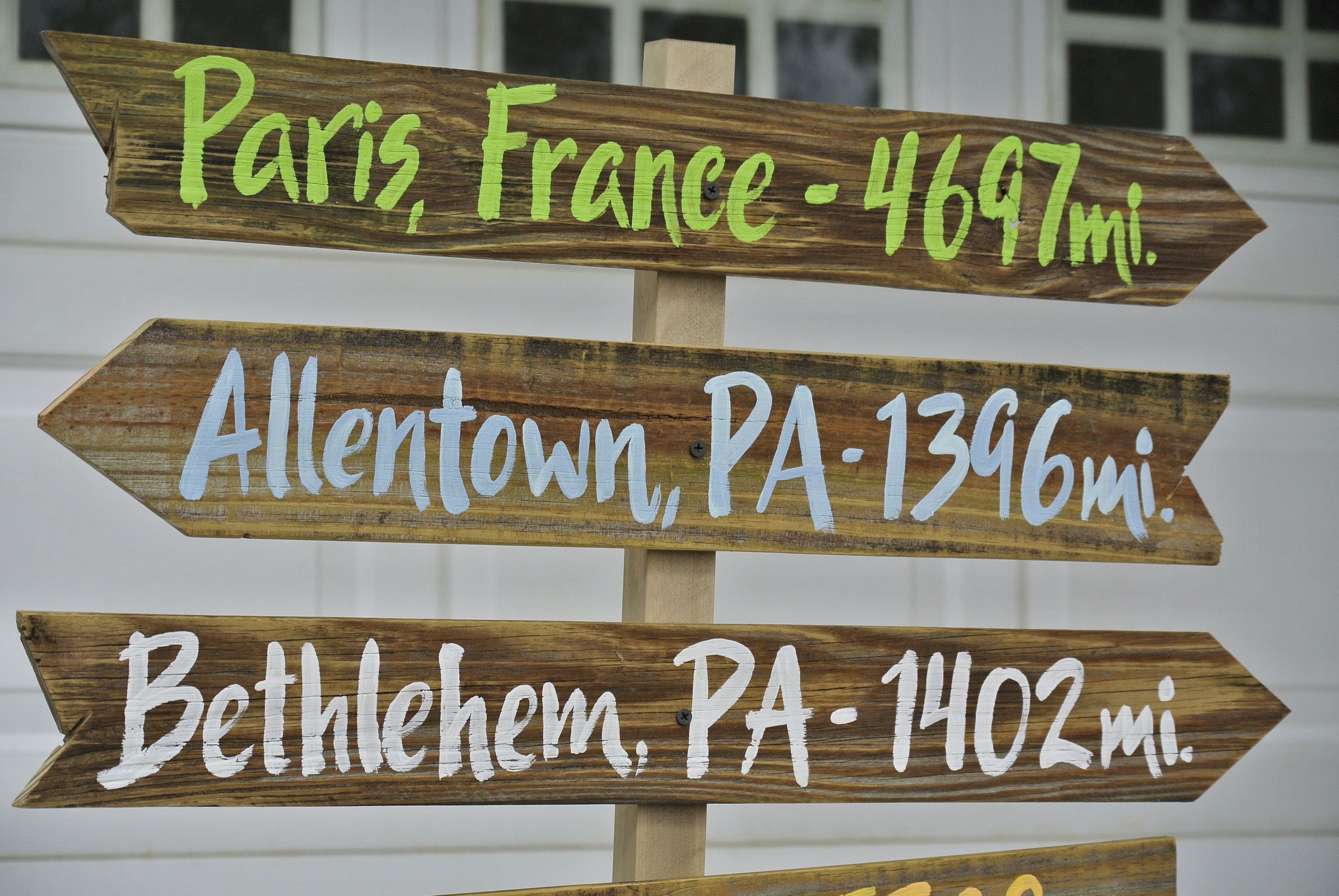 Personalized Christmas gift Directional sign for yard. Family Gift for ...