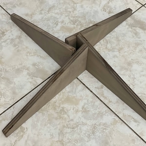 Free Standing Post for Directional Sign. Self Standing Wood Sign Holder ...