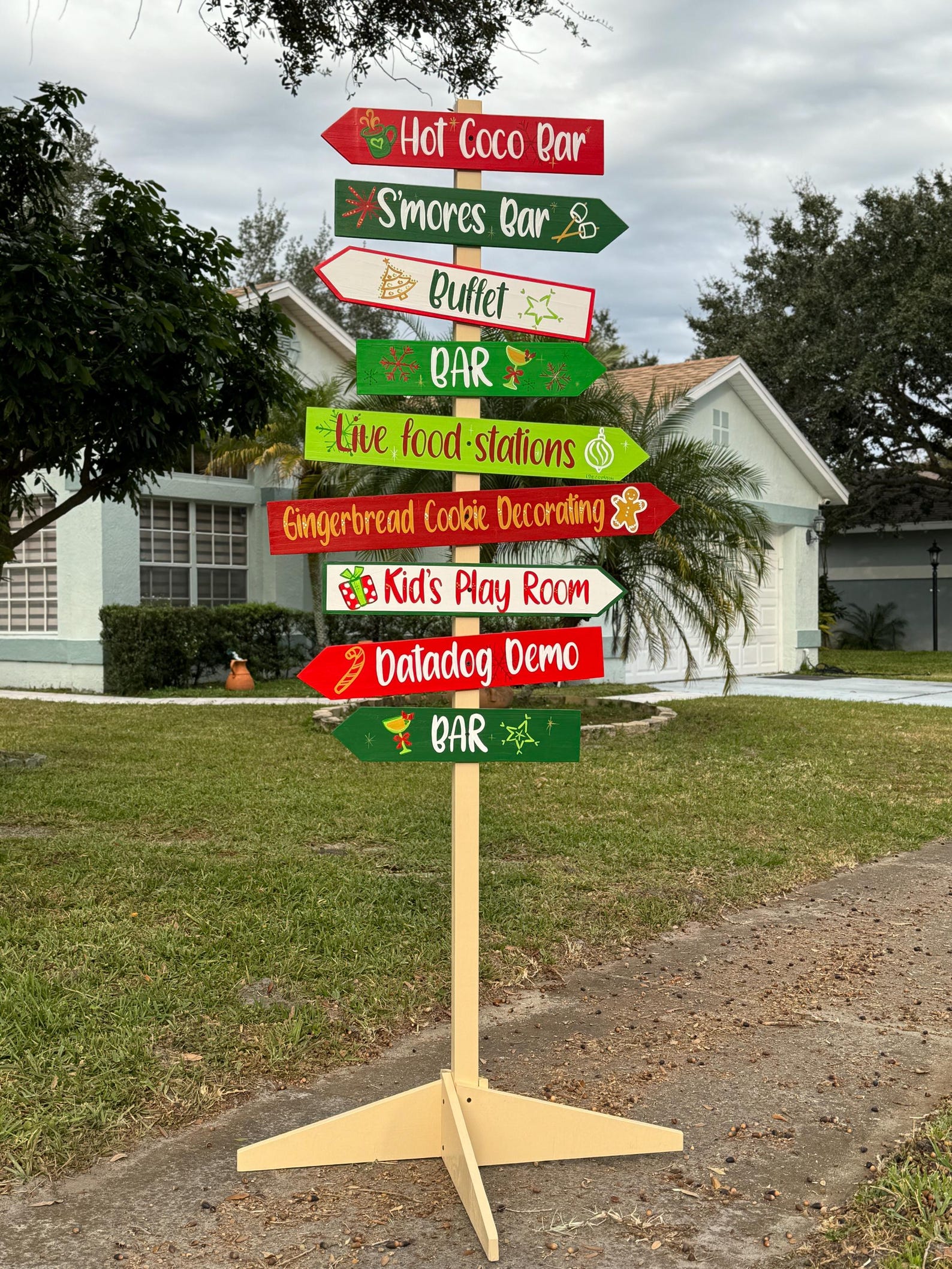 Christmas Direction Sign, Party Directional Sign Post Free Standing ...