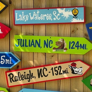 Family Directional Signs Personalized Home Decor Gift, Direction Arrows ...