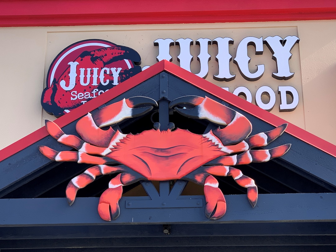 Seafood Restaurant Decor. Large Wood Crab. Business Sign Outdoor ...