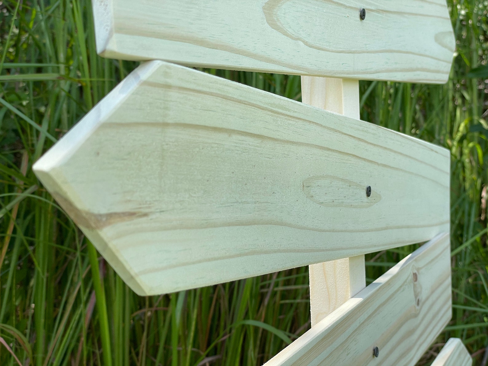 Stained Direction Sign Post Free Stand, DIY Ready Arrows. Event ...