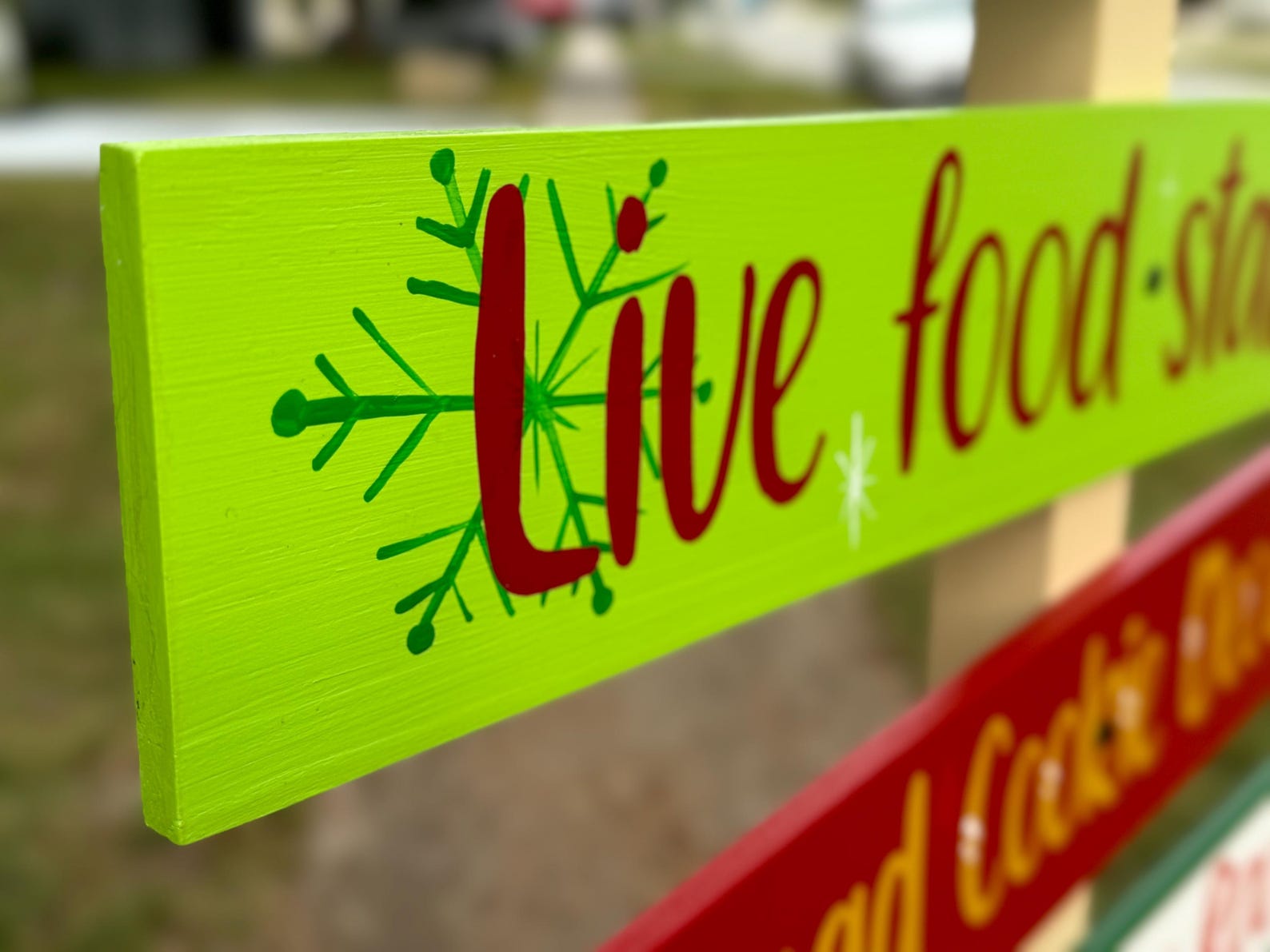 Christmas Directional Arrows Signs, Personalized Holiday Decor Gift for ...