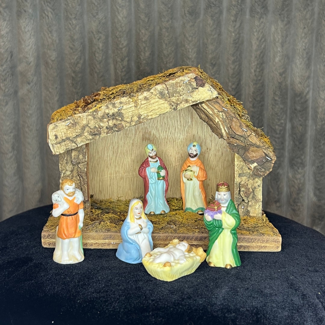 Philiphines Vintage Nativity Set W/ Moss 859-FC6 - Etsy