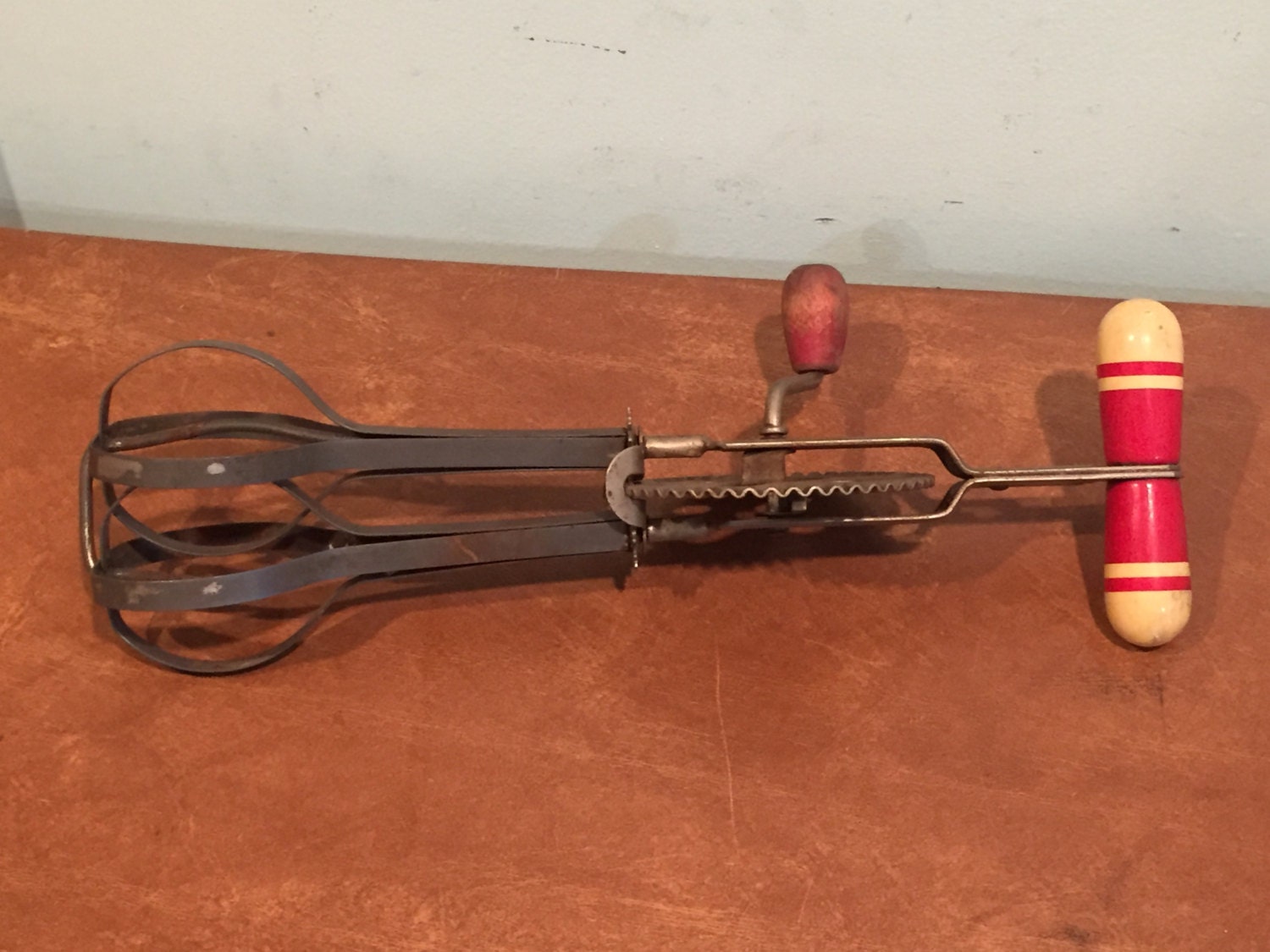 Vintage Kitchen Egg Beater Mixer With Red and Cream Handle C. 1950s - Etsy