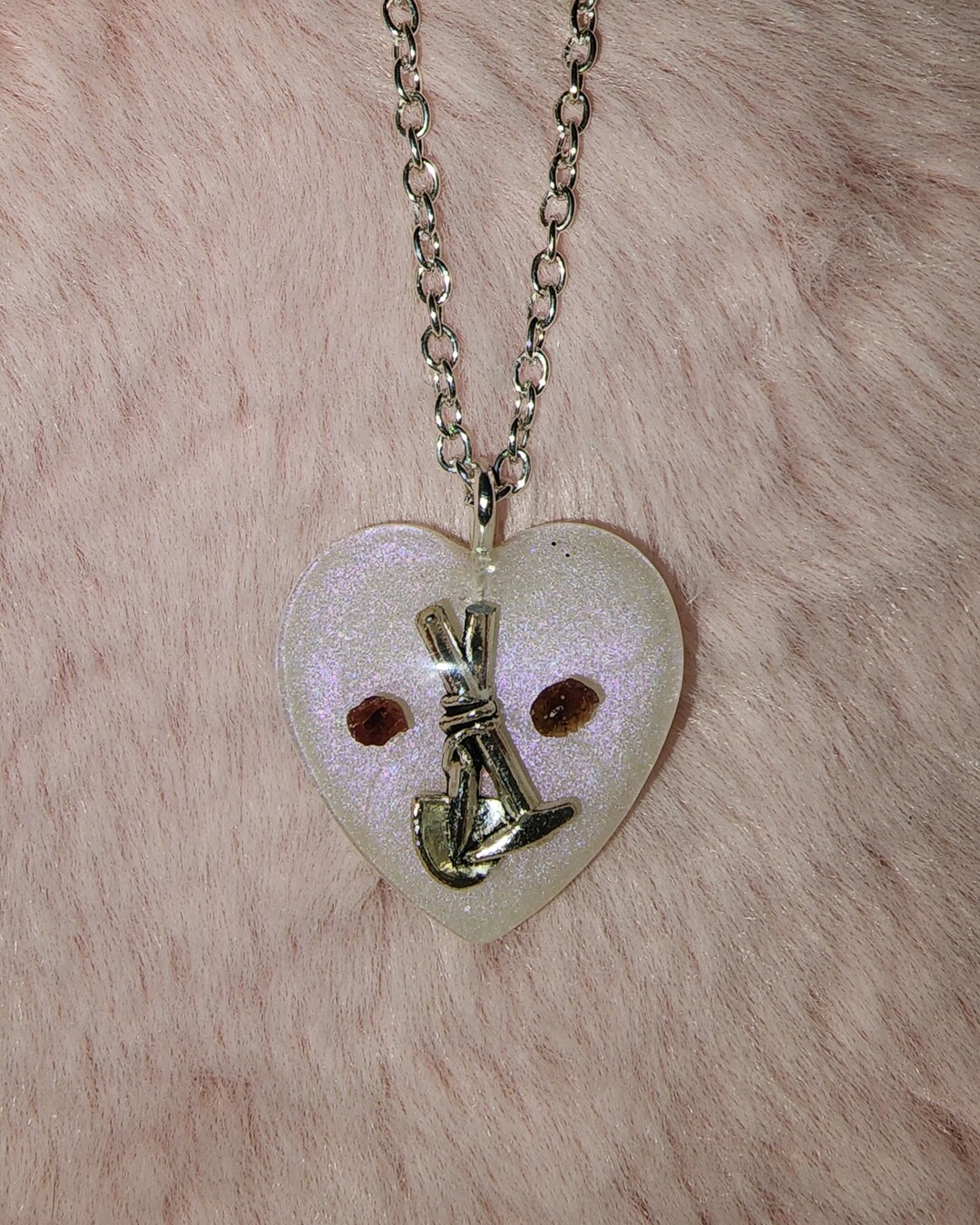 Rockhounding Heart Pendant W/garnets - Etsy