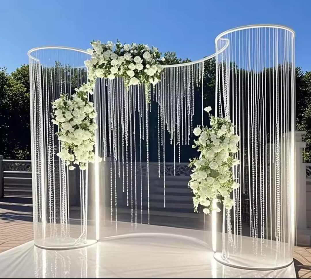 S Shape Metal Wedding Backdrop With Acrylic Crystal Beads Hanging ...