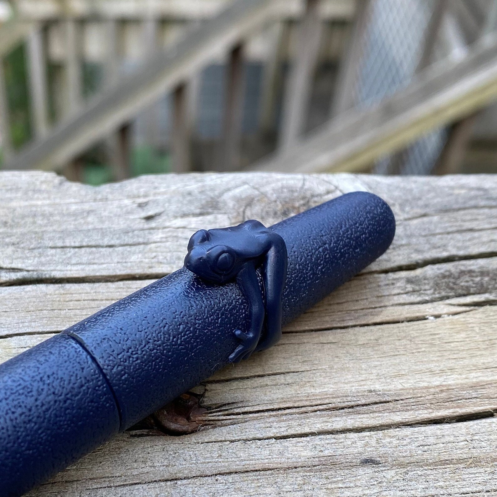 Fountain Pen With Hugging Frog Roll-stopper the Textured Pen - Etsy