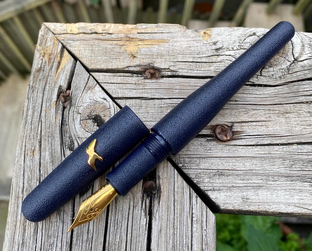 Fountain Pen With Gold Seagull Roll-stopper: the Textured Pen Body ...