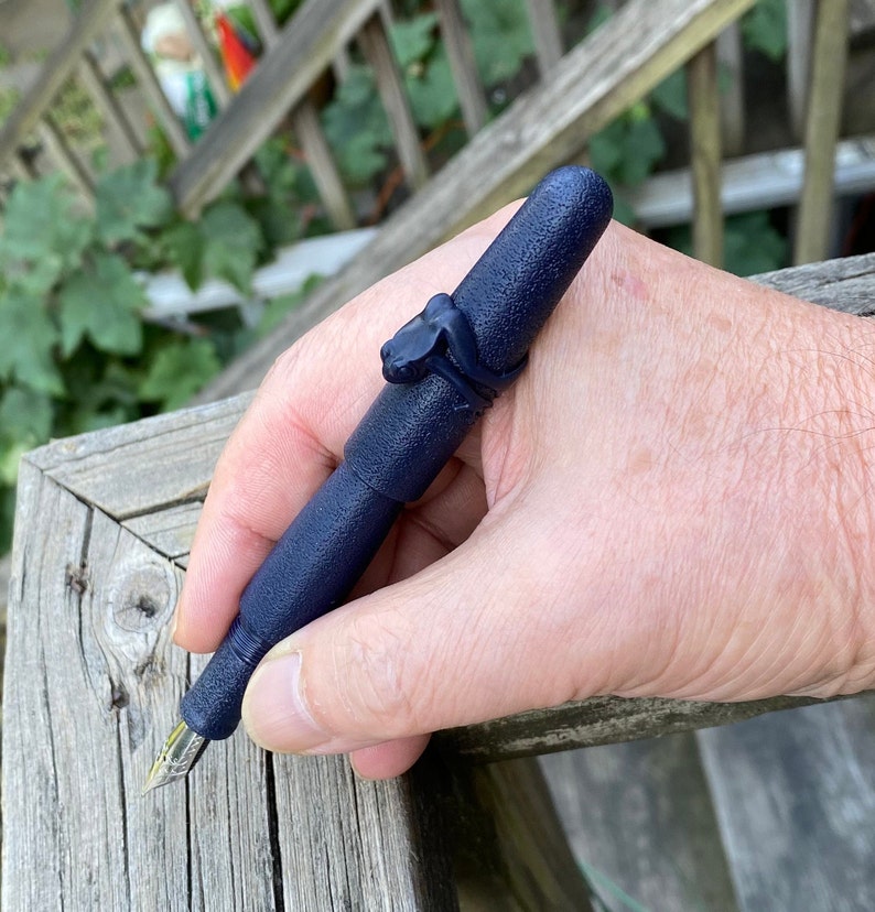 Fountain Pen With Hugging Frog Roll-stopper the Textured Pen - Etsy