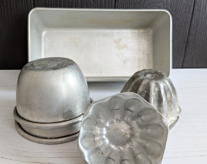 Mid-century Metal Baking Tins Individual Baking Pans Moulds Vintage ...
