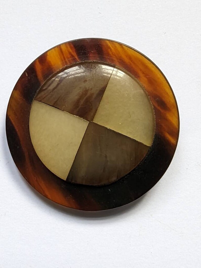 Three Art Deco Buttons From the 1930s Brown Bakelite Art Deco Check ...