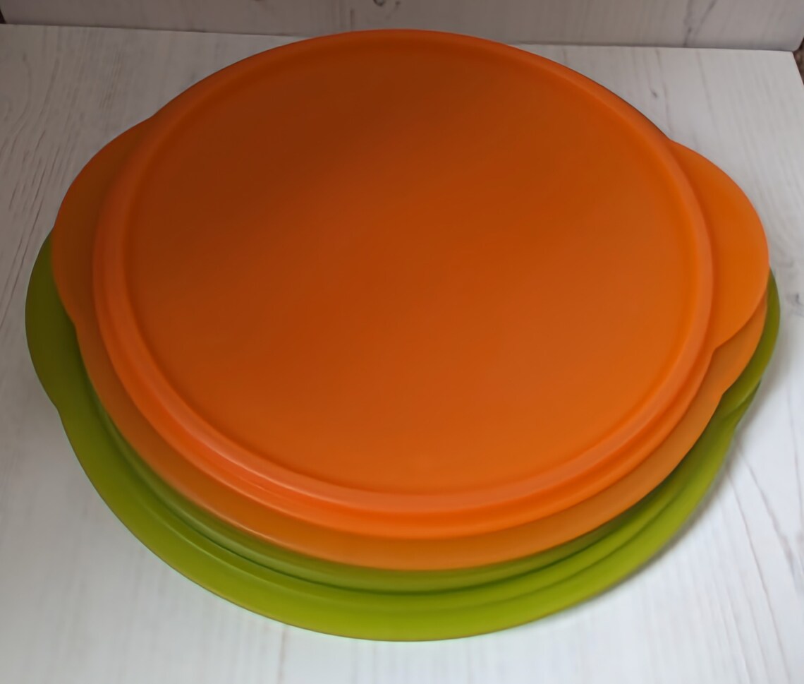 Set of Two Vintage Collapsible and Stackable Tupperware Storage ...
