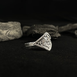Ring of Favor and Protection With Ornament | Gold Plated Cosplay Video ...