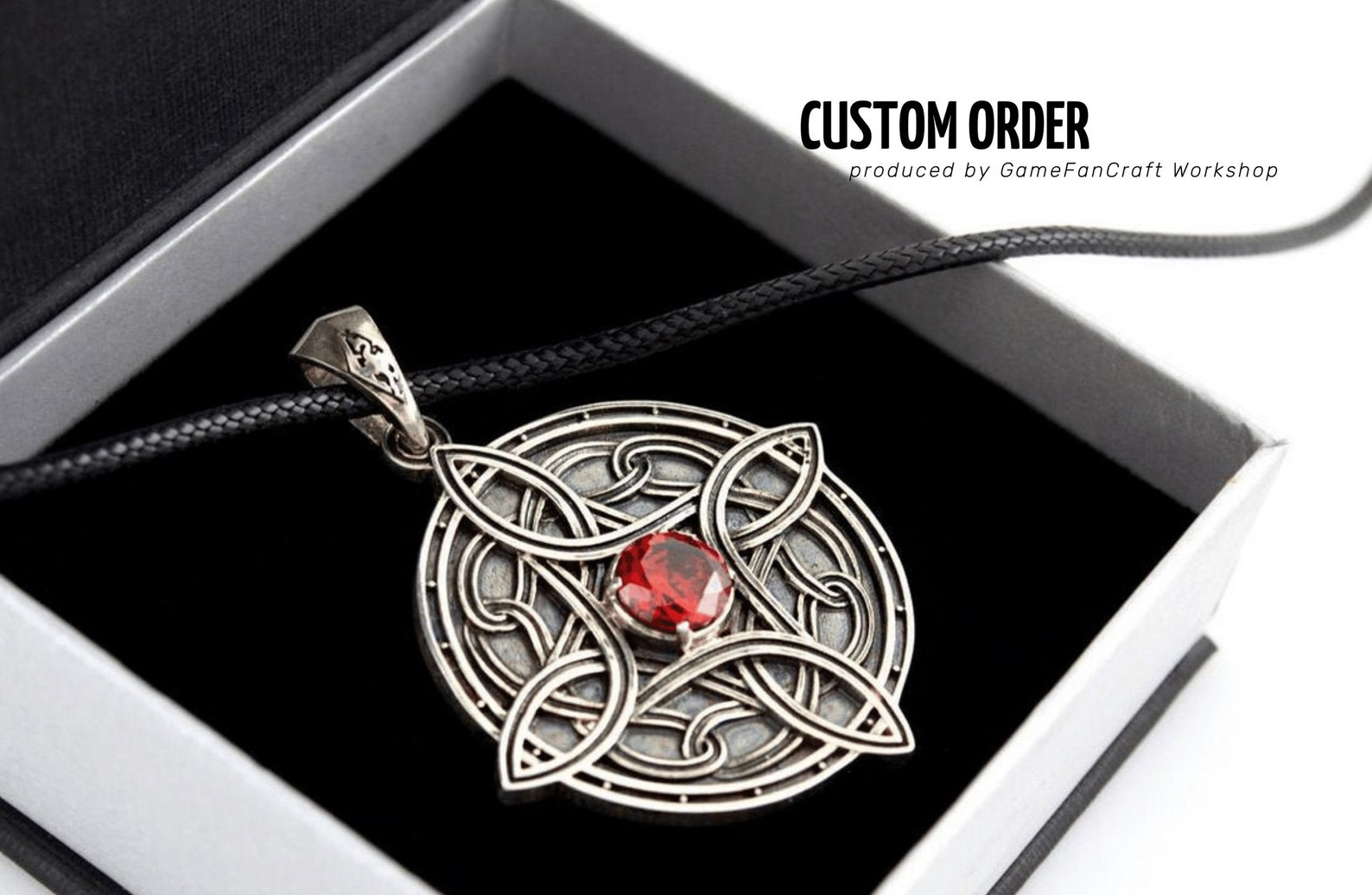 Sterling Silver Cosplay Amulet of Mara (LARP and Fantasy Jewelry for ...