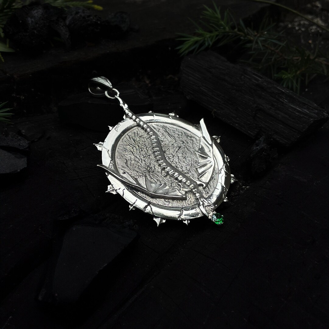 Fantasy LARP Zhentarim Faction Pendant, Board Tabletop Games Fan ...