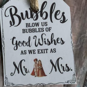 Blow Bubbles for the Mr & Mrs Bubble Rose Wands for Weddings Favours - Etsy