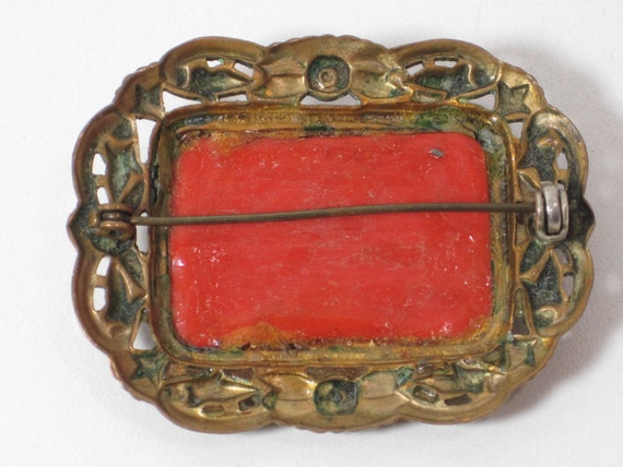 Vintage Pin with Floral Relief Design - Gem