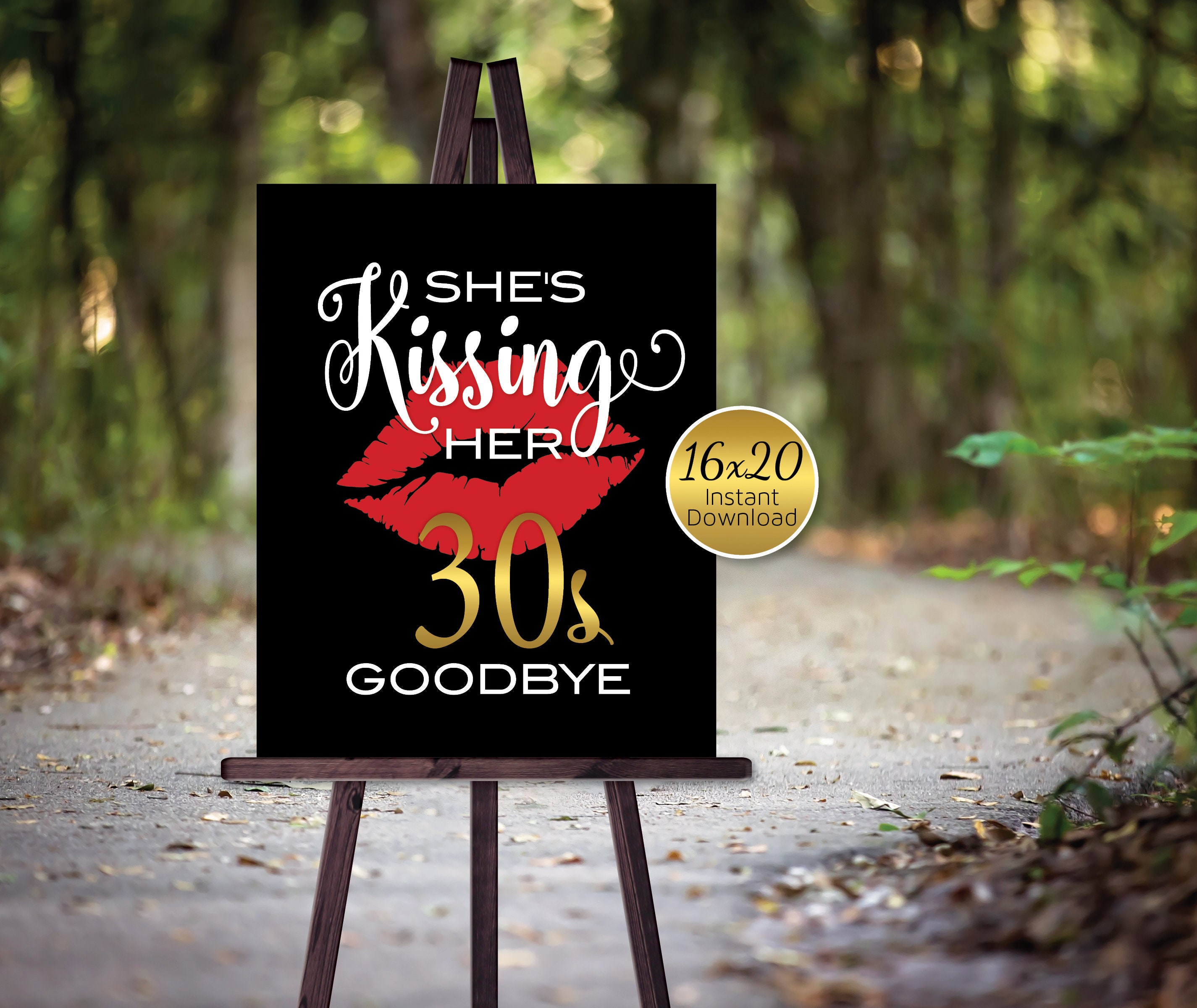 She's Kissing Her 30s Goodbye Birthday Printable 40th | Etsy