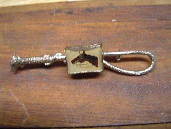 Vintage horse with fox head crop brooch - Gem