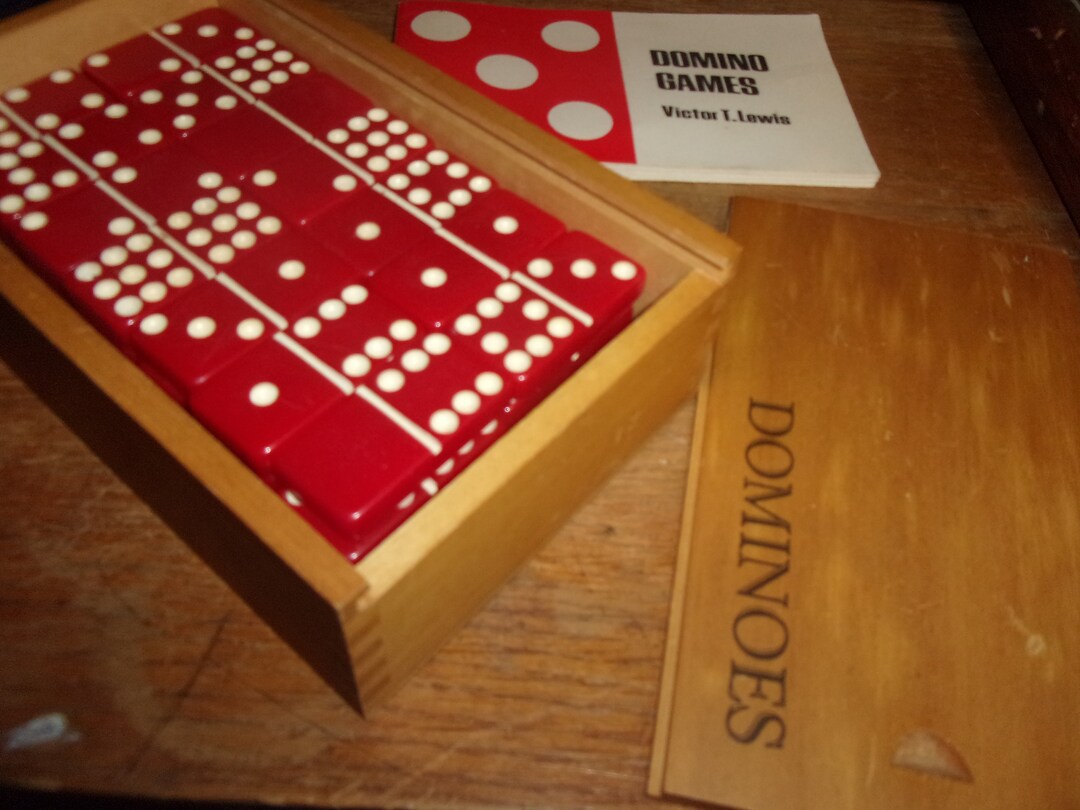 Vintage Red Dominos Victor T. Lewis Game and Booklet Puremco Mfg - Etsy