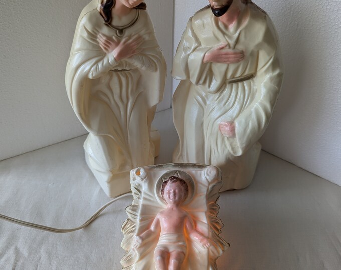 Vintage Tabletop Blow Mold Holy Family - Etsy