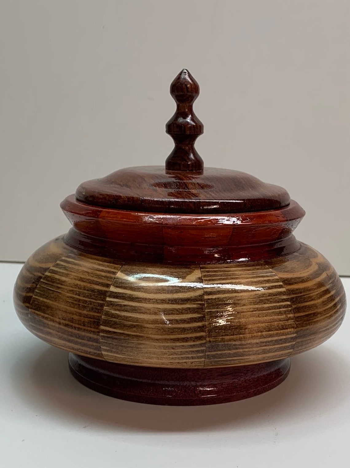 Segmented Box With Finial - Etsy