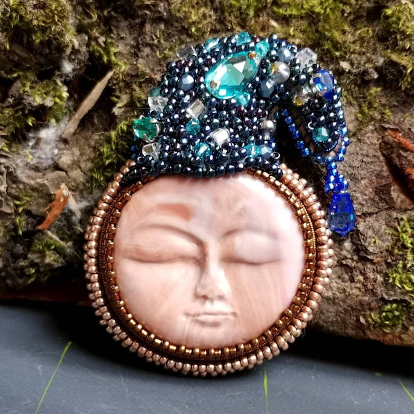 Full Moon Brooch - Etsy